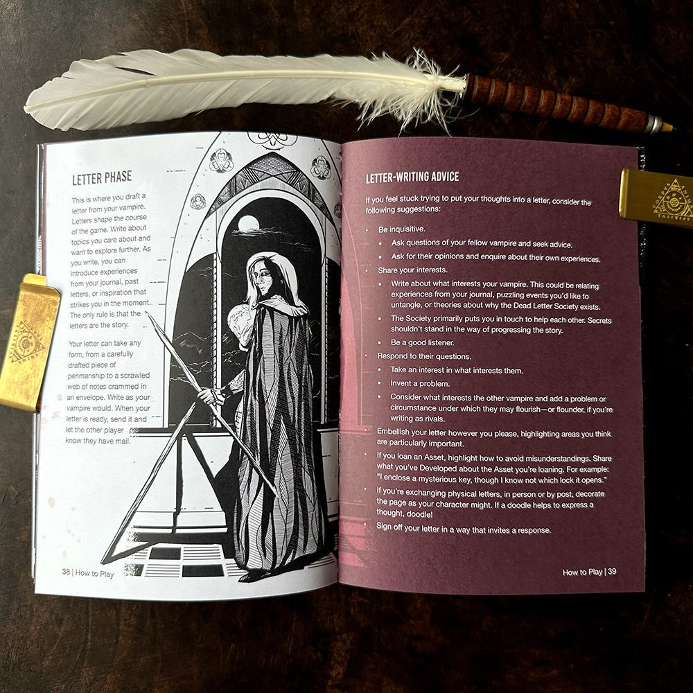 Dead Letter Society – Tabletop Bookshelf